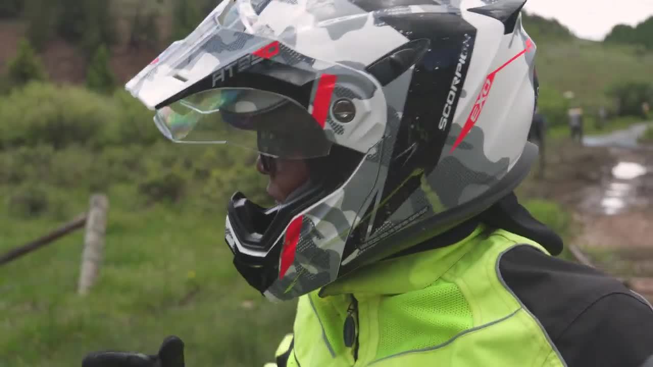 Catherine Meade: Overcoming Obstacles Through Training - Women Riders Now