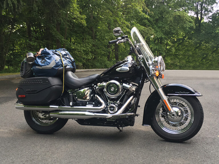 Motorcycle Review: Harley-Davidson Heritage Softail Classic