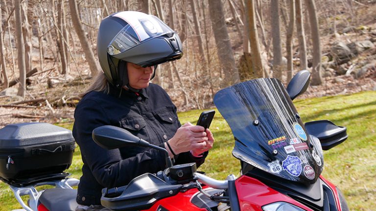 AGV Sportmodular Super Light and Compact Flip-Up Helmet - Women Riders Now