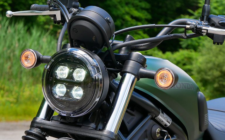 New Bike Review: Honda SCL500—A Great First Motorcycle - Women Riders Now